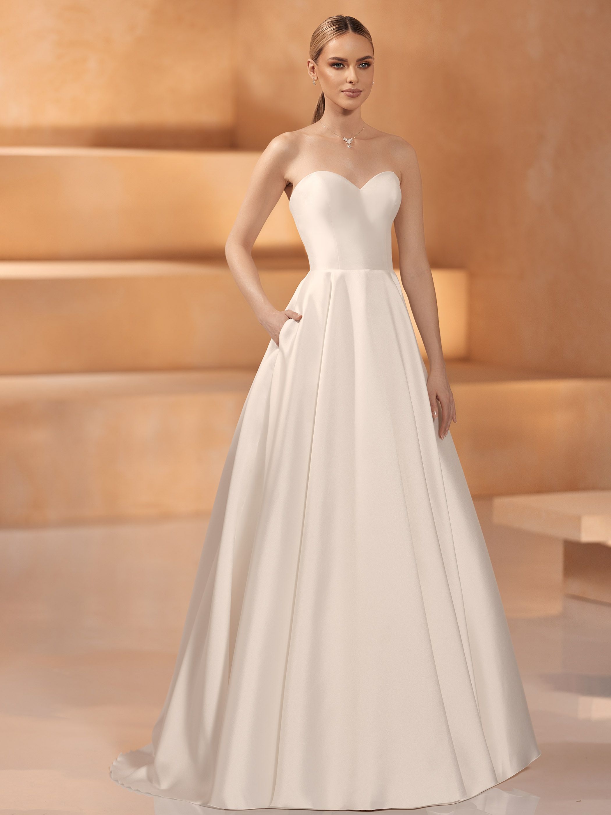 OLGA - Princess Bridal Gown